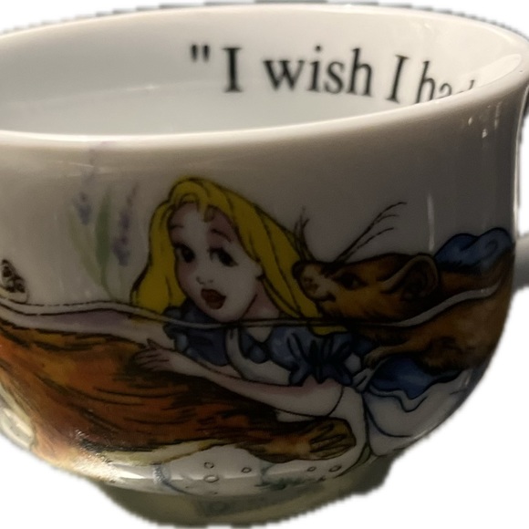 Paul Cardew | Kitchen | Cafe Paul Cardew Designed In England Alice In ...